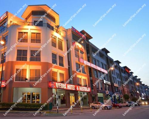 Auction Office Lot in PJU 3 Selangor for RM521300