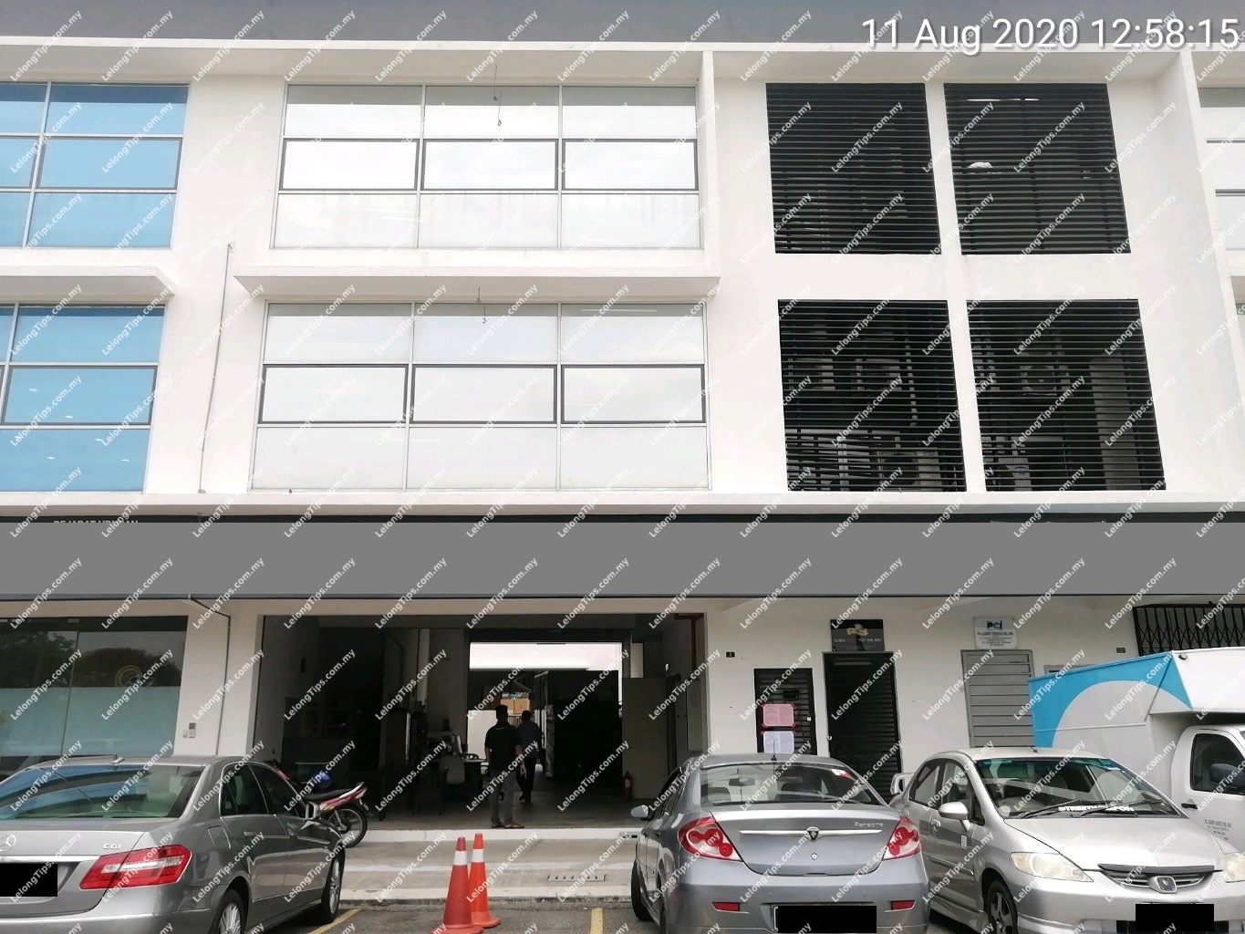 [-26%] Freehold 3 Storey Terrace Factory [8 min to Shah Alam KTM ...