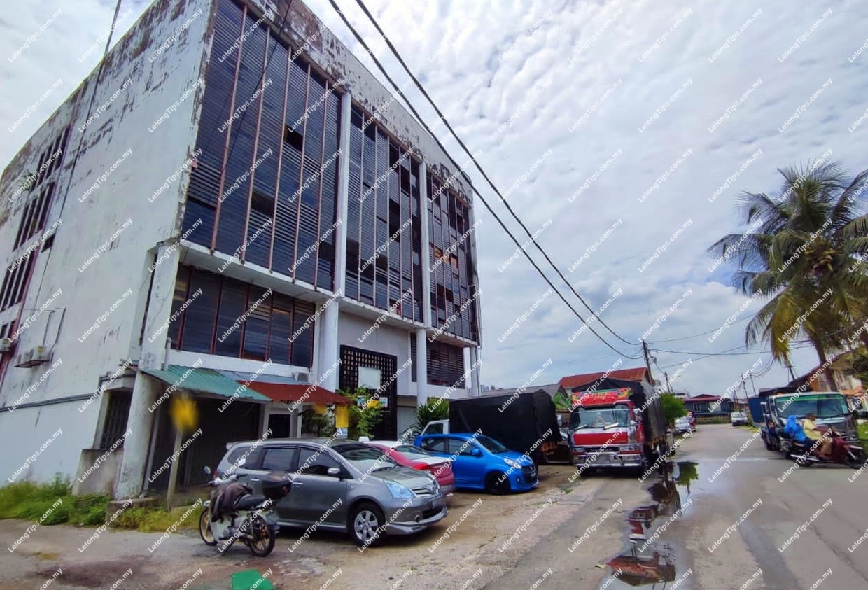 3 unit of 4.5 Storey Terrace Shop House