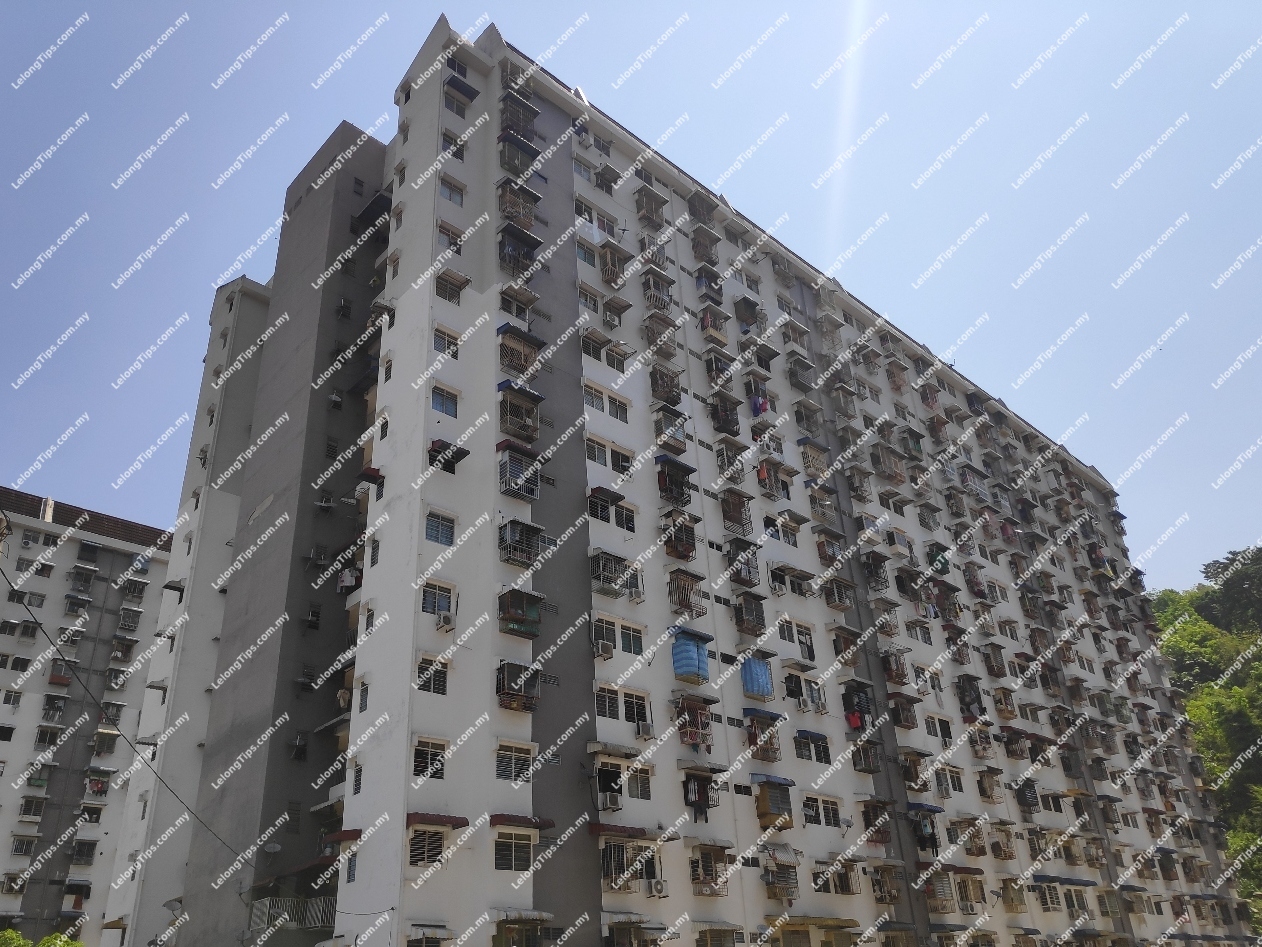 [-19%] Freehold Flat [3 min to Econsave; 5 min to Sunshine Farlim ...