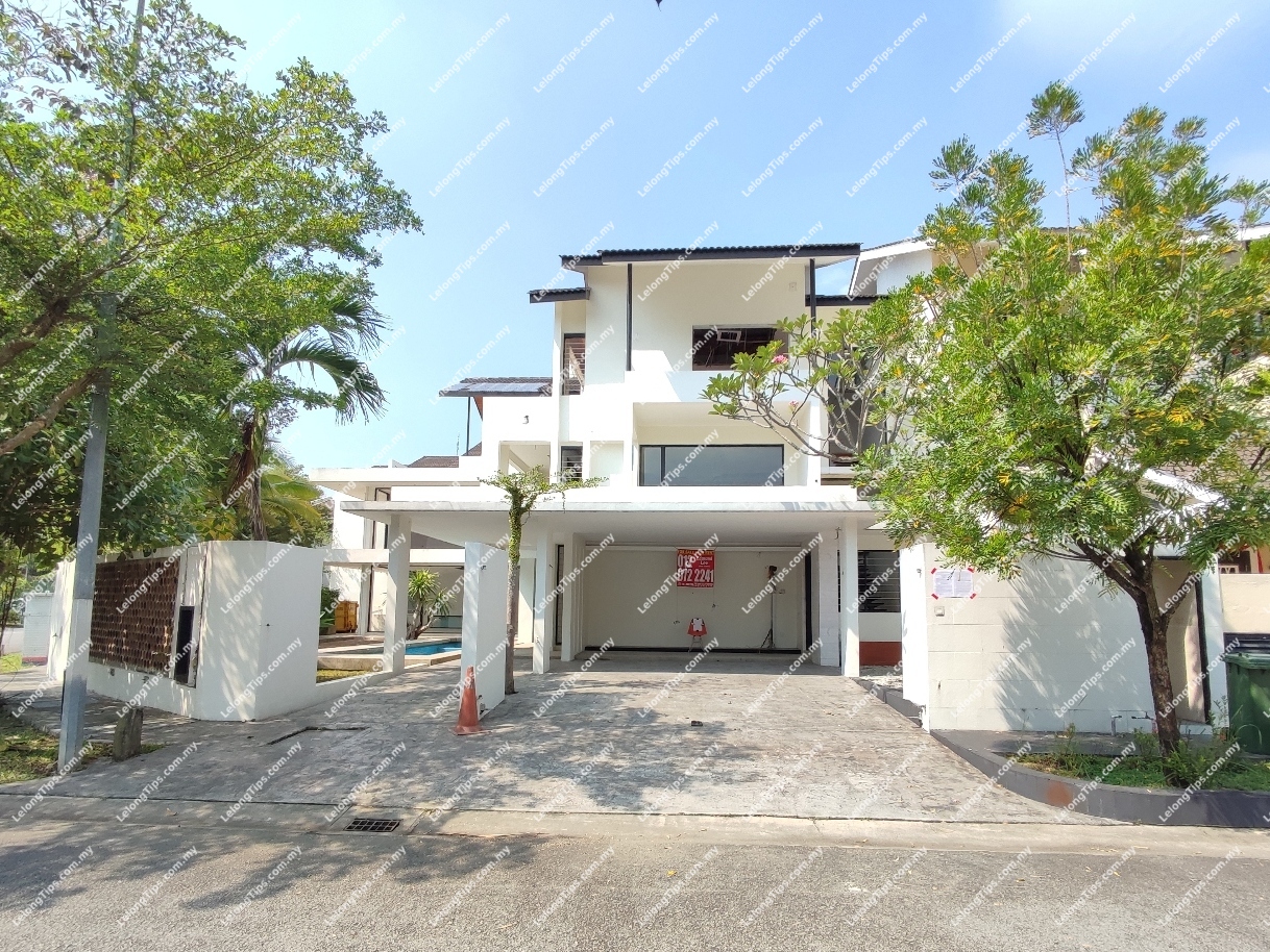 3 Storey Terrace House