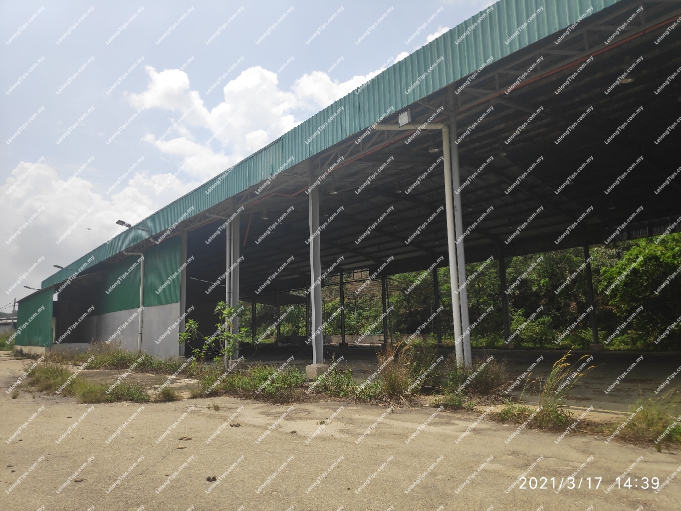 A Detached Industrial Land Erected Upon an Open-Sided 1 Storey Detached ...