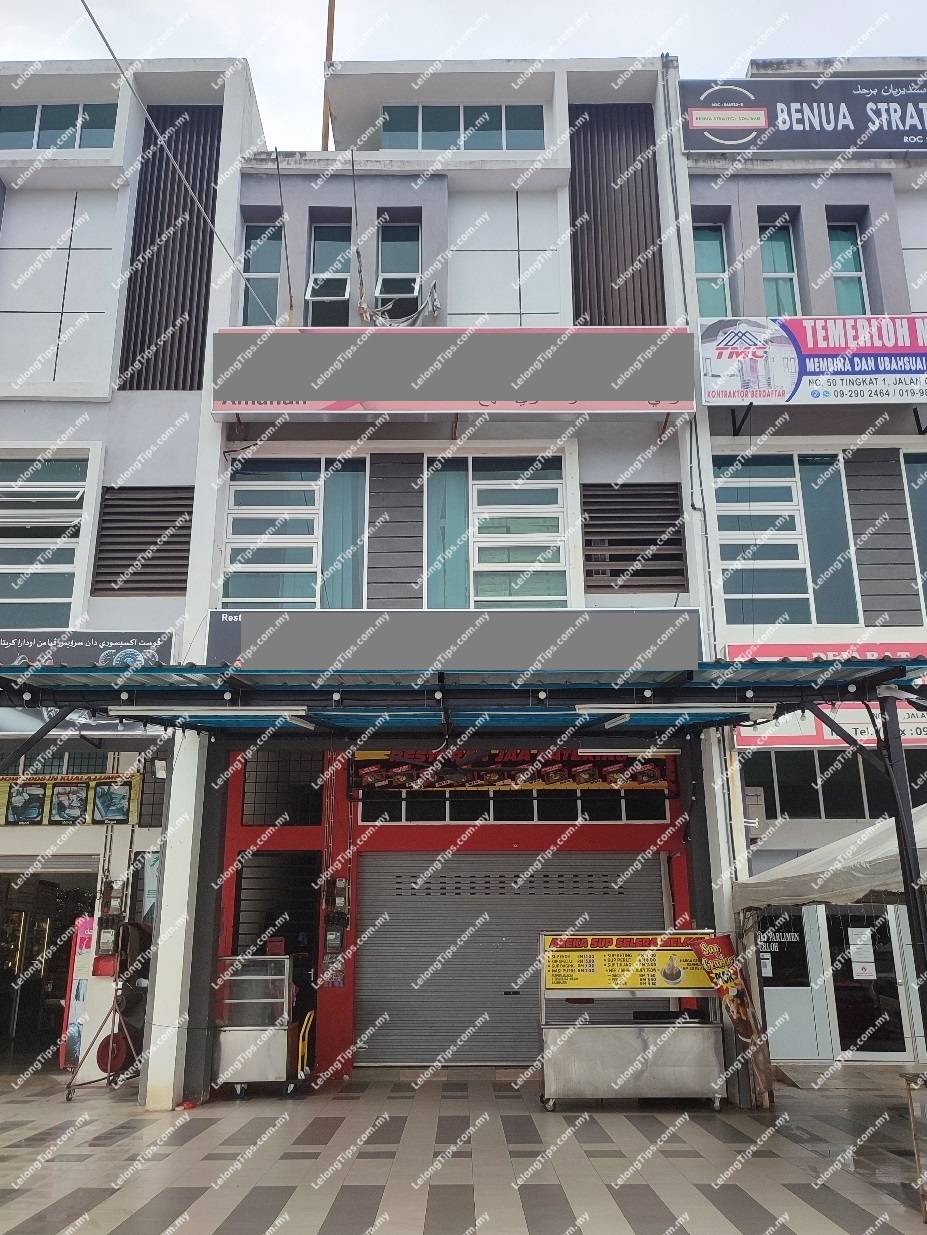 [-40%] Freehold 3 Storey Shop Office, Intermediate [Facing main road ...