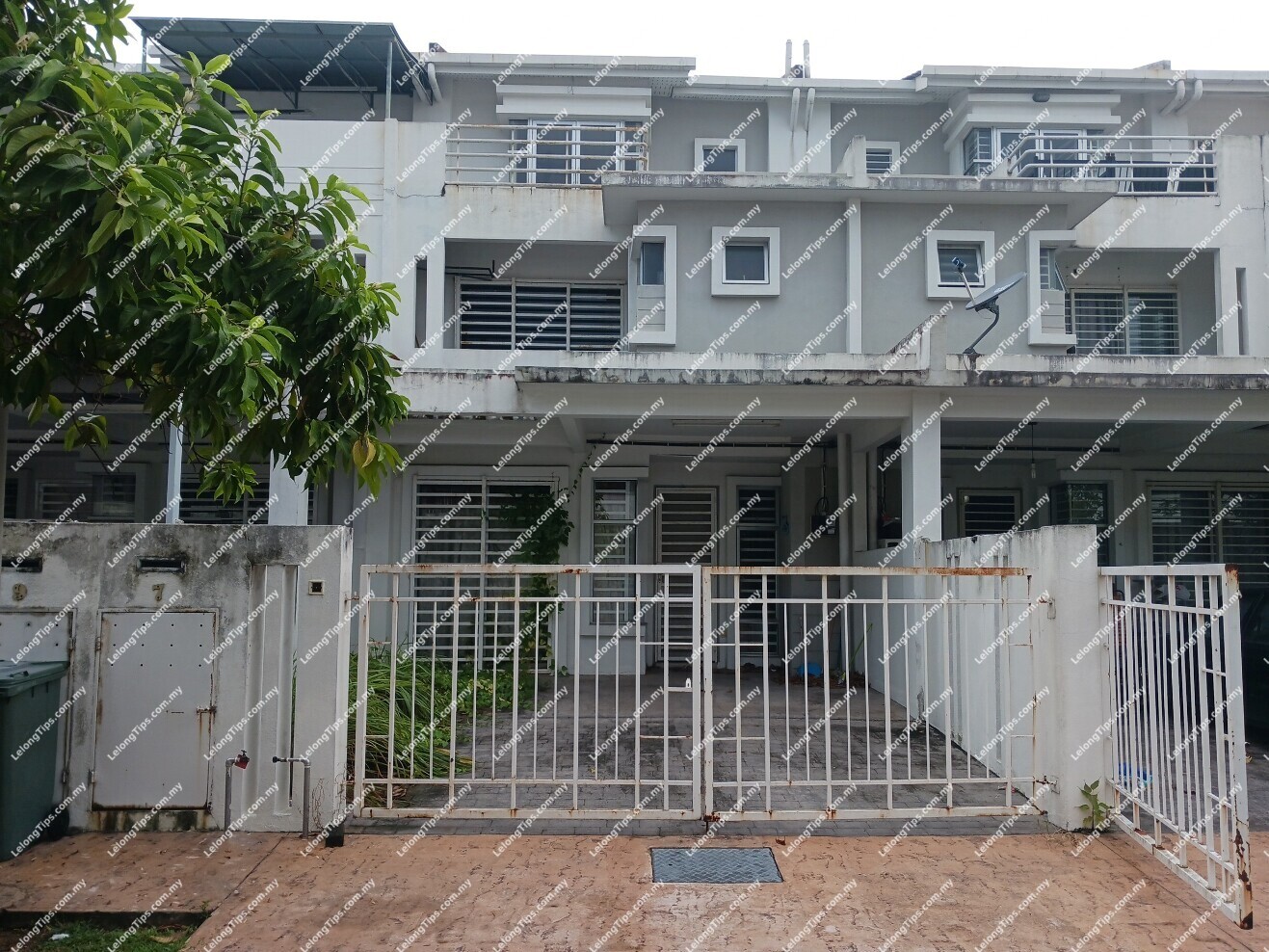 2.5 Storey Terrace House, Intermediate [5 min to Econsave Bangi]