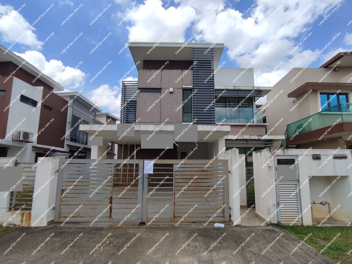 Freehold 2 Storey Semi Detached House [9 min to AEON BiG Seksyen 23]