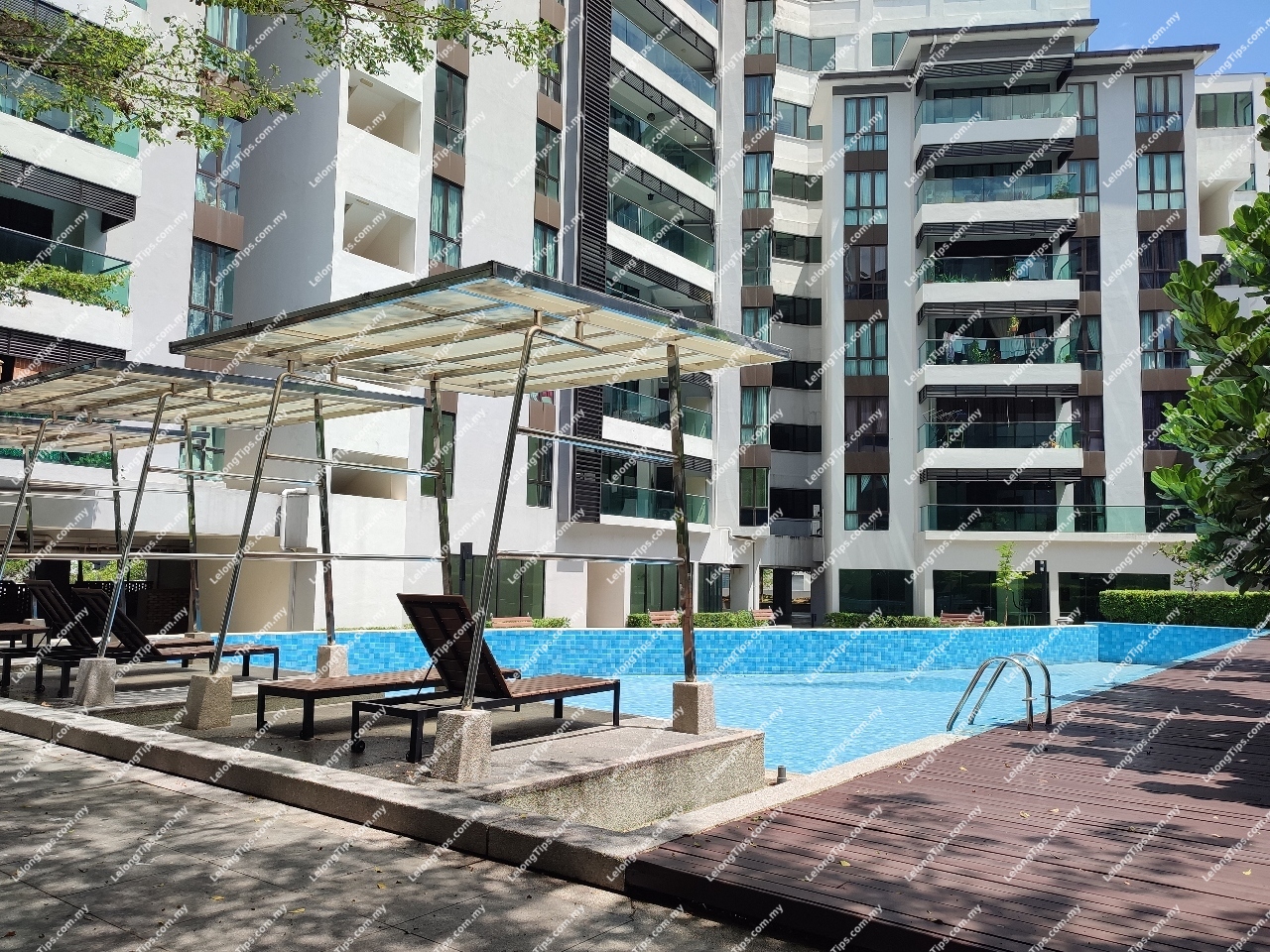 Freehold 3 + 1 Room Serin Residency Condominium [4 min to MMU Cyberjaya ...