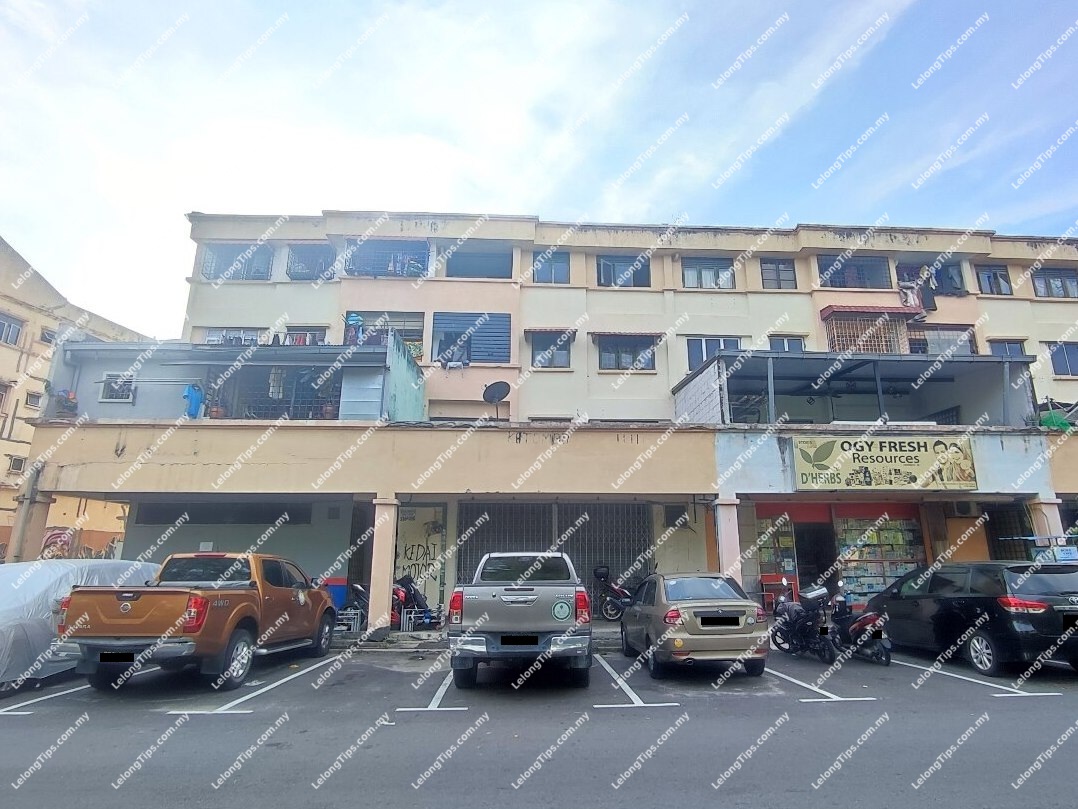 Auction Rosana Villa Apartment in Taman Putra Perdana Selangor for RM135000