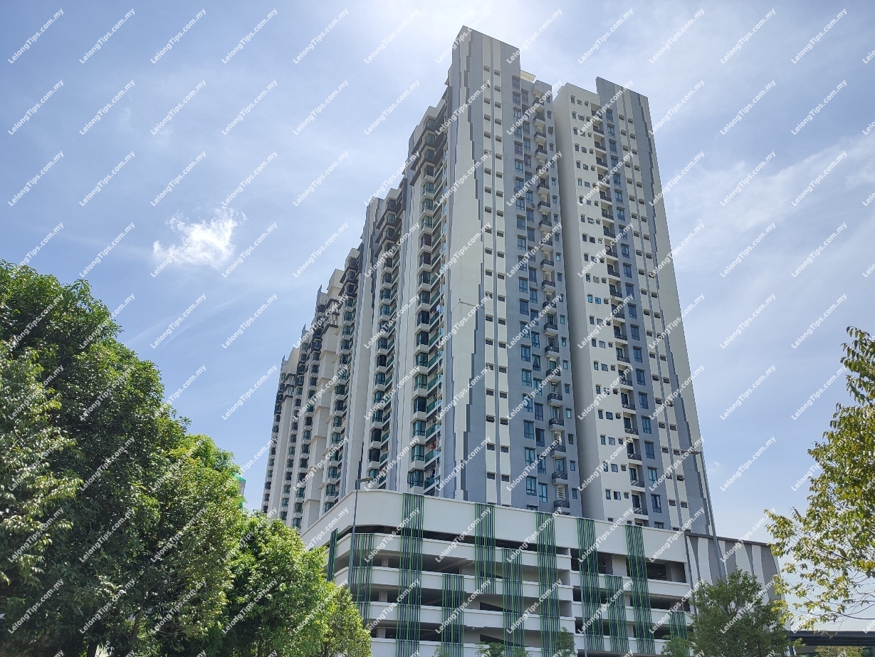 Freehold 3 + 1 Room Residensi Riverville Condominium with 2 Car parks ...