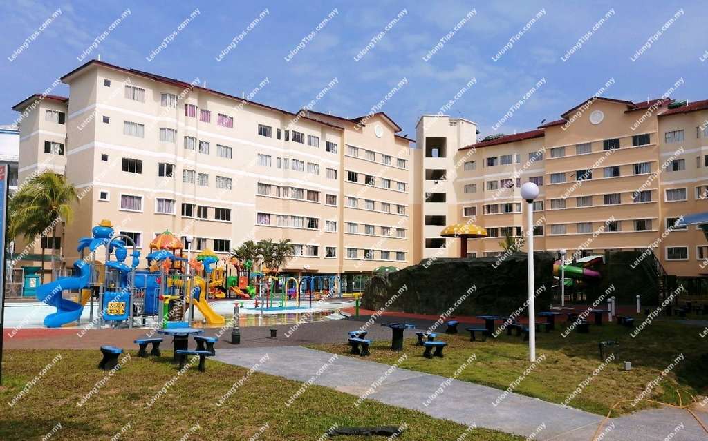 Auction Freehold PD Tiara Bay Apartment [Right in front of Royal Palm ...