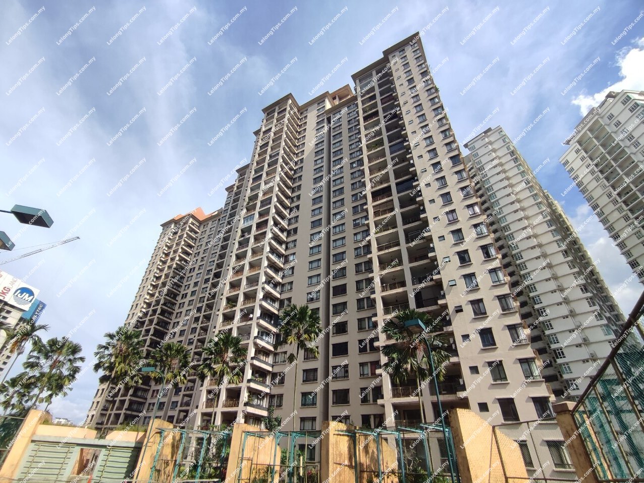 [-27%] Freehold Sri Putramas II Condominium (Royal Domain) [5 min to ...