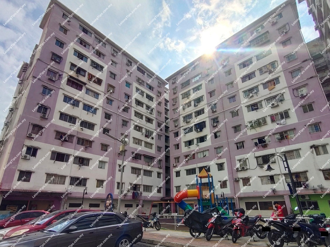 3 Bedroom Permai Apartment [9 min to the Starling]
