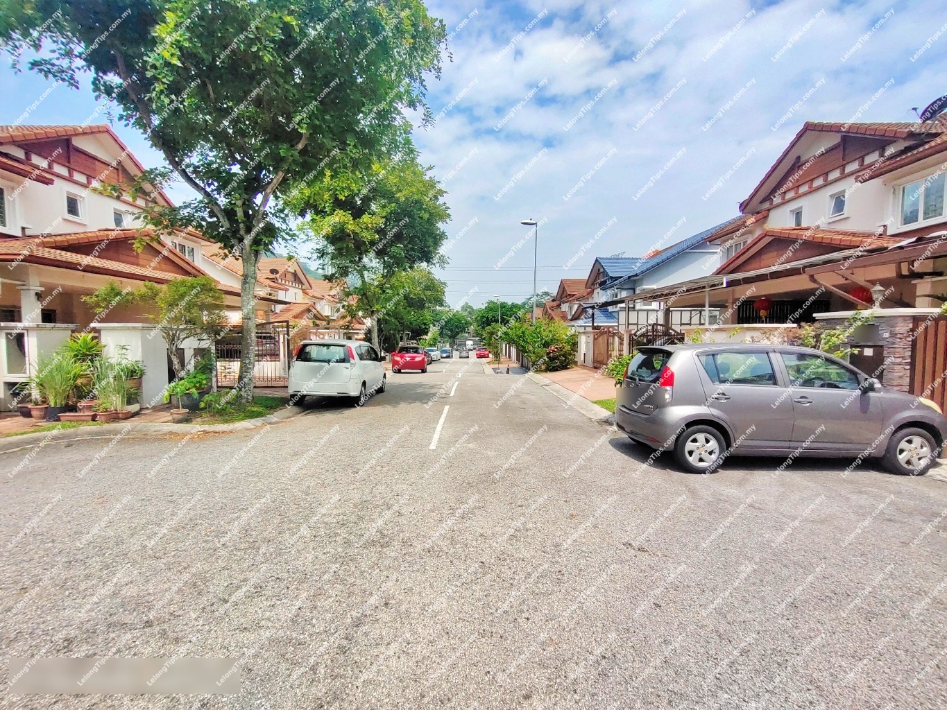 Freehold 2 Storey Linked House with Extra Land, End Lot [Gated and ...