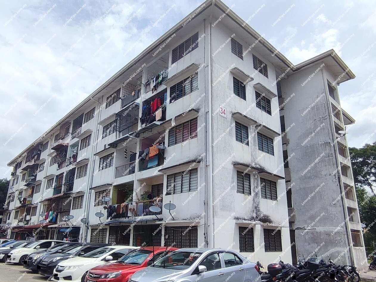 Freehold Flat, Low Cost [Next to Matahari Pasaraya - Seksyen 27; 6 min ...