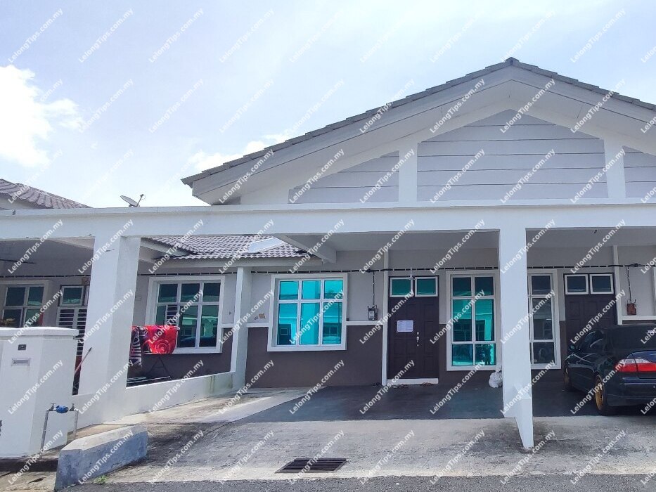 Auction 1 Storey Terrace House in Pulau Sebang Melaka for RM141750