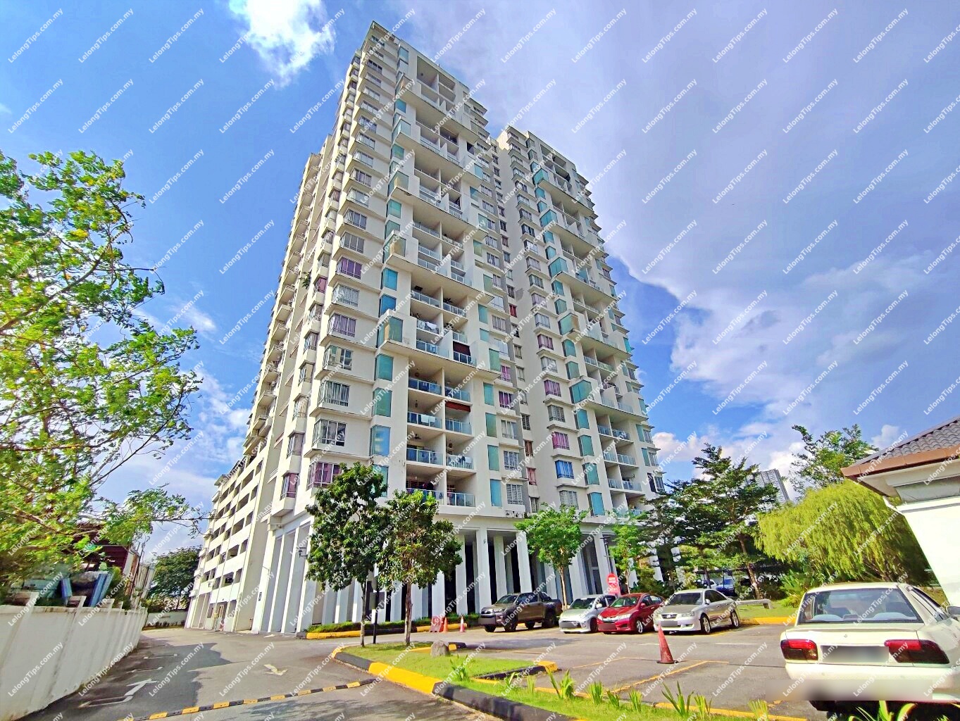 Puncak Damansara Apartment [4 min away from Centrepoint Bandar Utama ...
