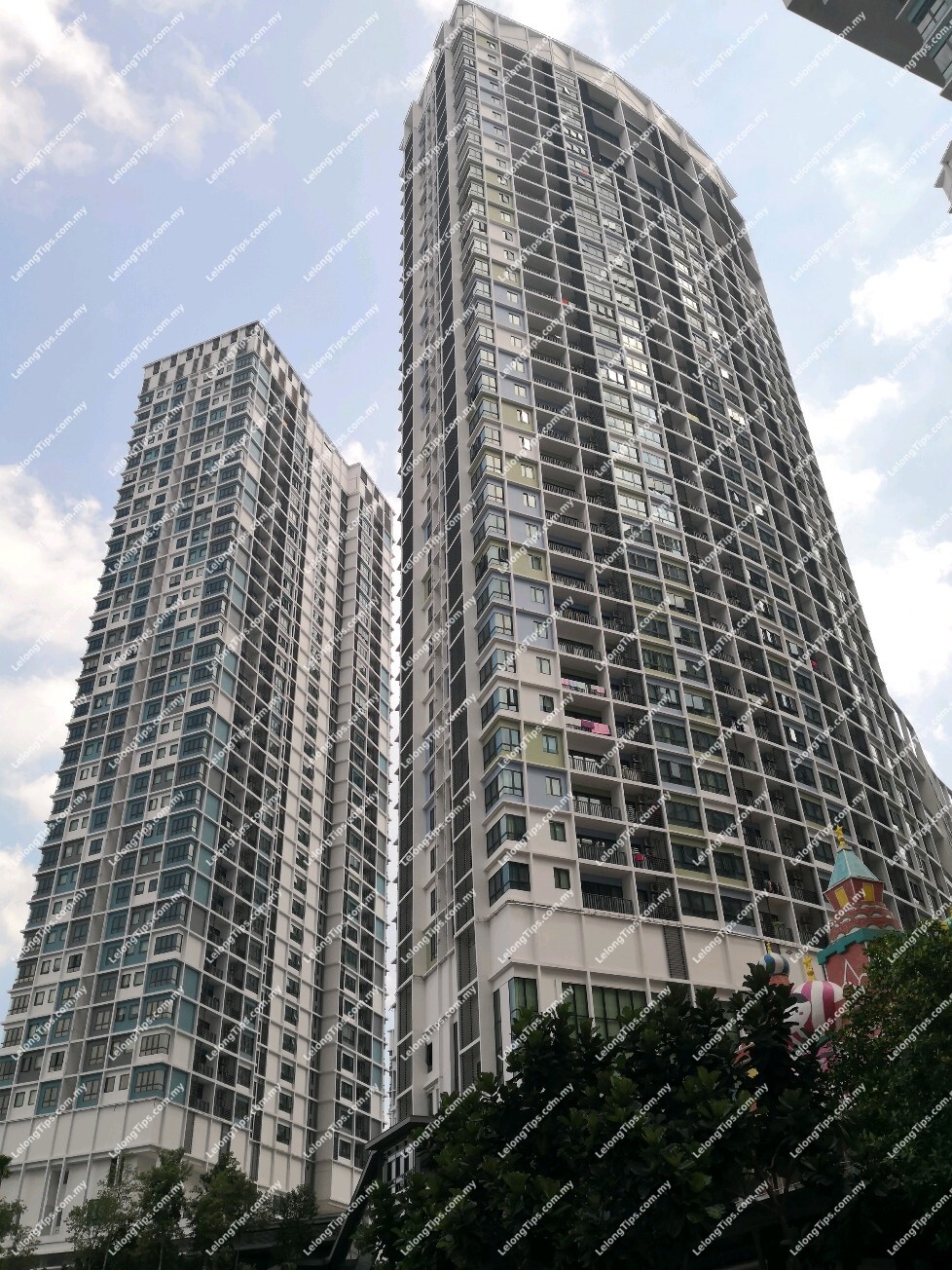 Duplex Service Apartment