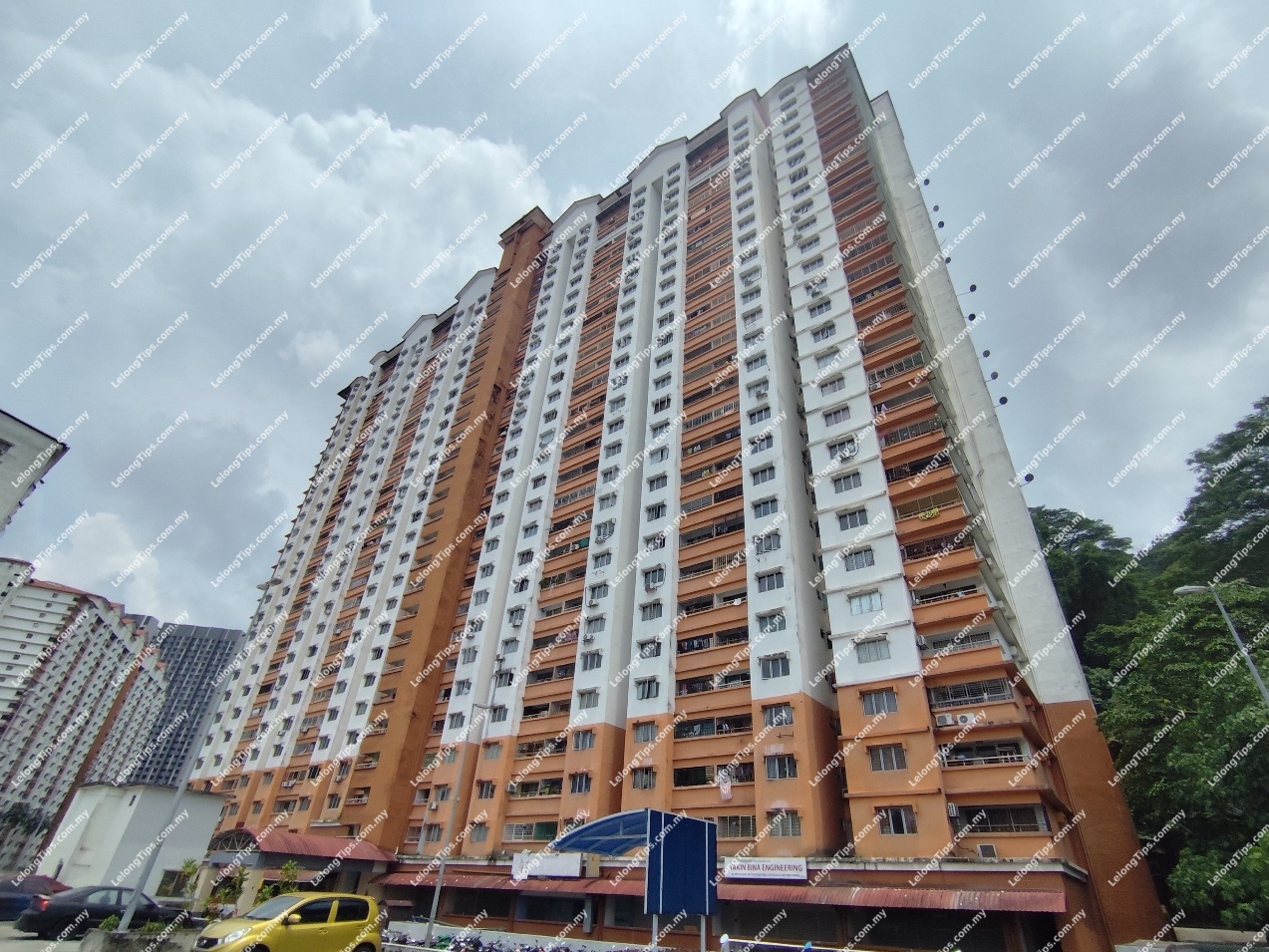 Flora Damansara Apartment