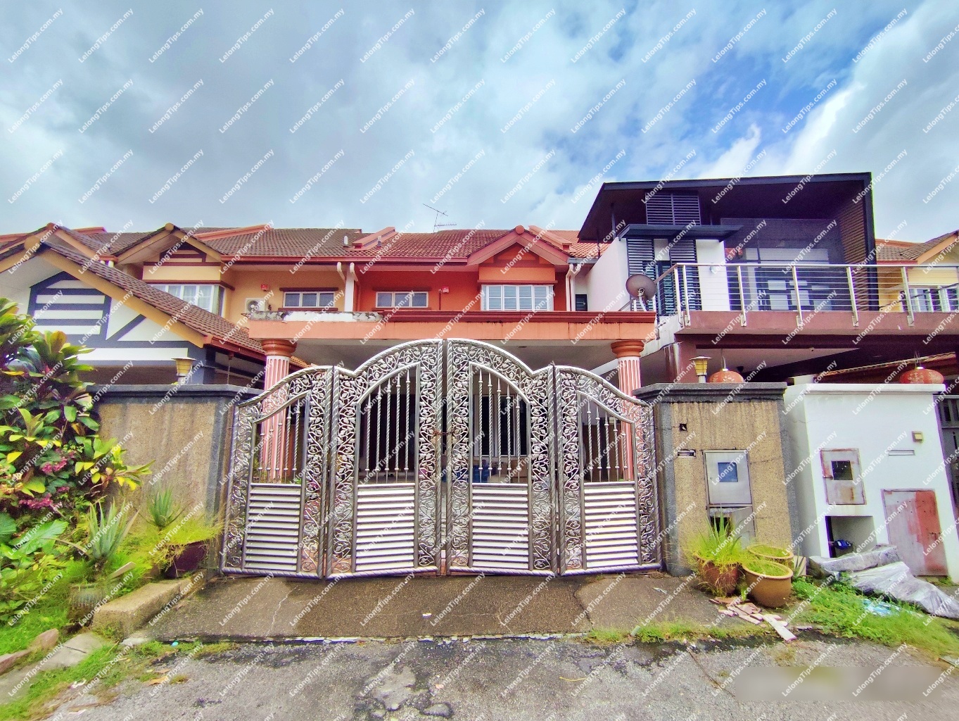 2 Storey Terrace House