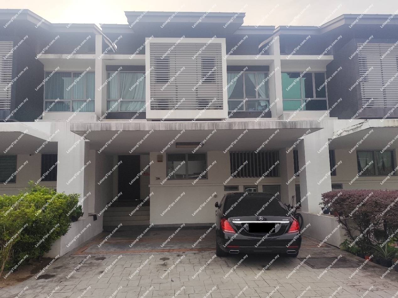 3 Storey Terrace House