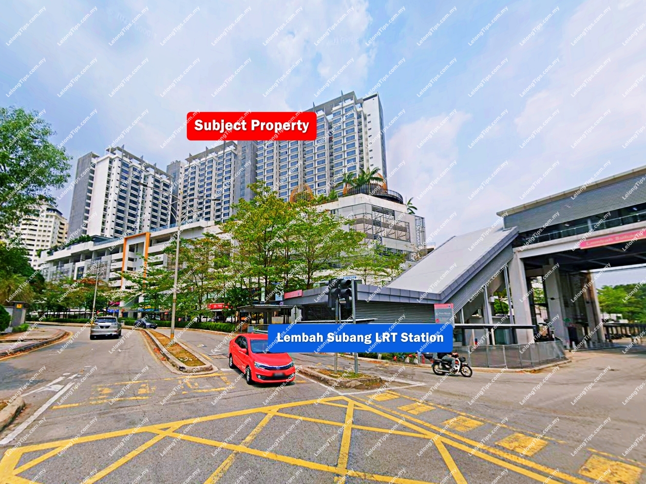 [Balcony Overlooking the Swimming Pool] SOHO [Linked Bridge to Lembah ...