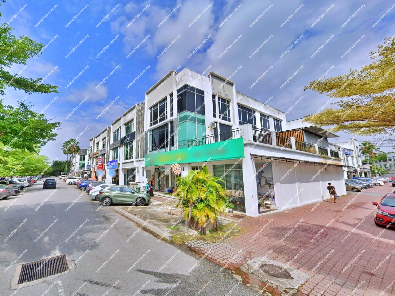 [ROI up to 5%; Prime Location; Excellent visibility] 3 Storey Shop Office [Ample parking; 3 min ...